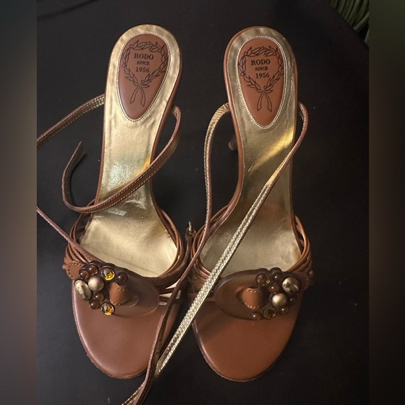 Rodo | Shoes | Rodo Designer Strappy Brown Open Toe Heels With Front ...